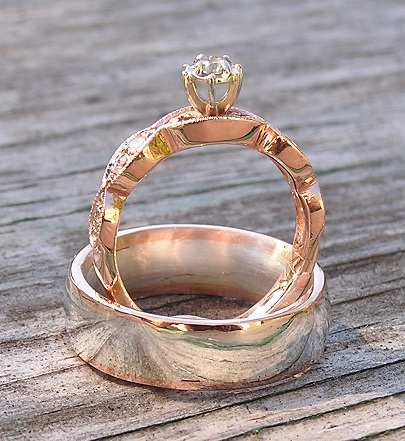 A Beautiful Custom Red Gold Wedding Ring Set